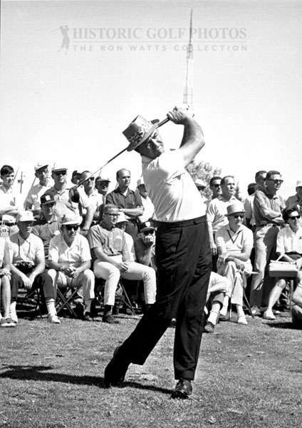 Sam Snead swing, 1958, Roll 99, Image 53 - Historic Golf Photos
